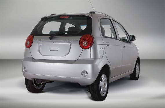 Más de 3000 Chevrolet Spark ya circulan en la Argentina - 16 Valvulas