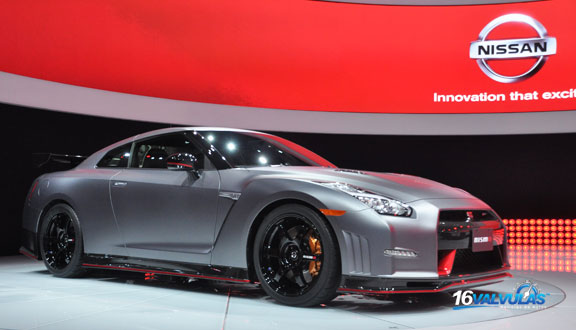 El Nissan GT-R Nismo debutó en el Salón de Los Angeles - 16 Valvulas