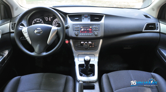 Prueba Nuevo Nissan Sentra Advance - 16 Valvulas