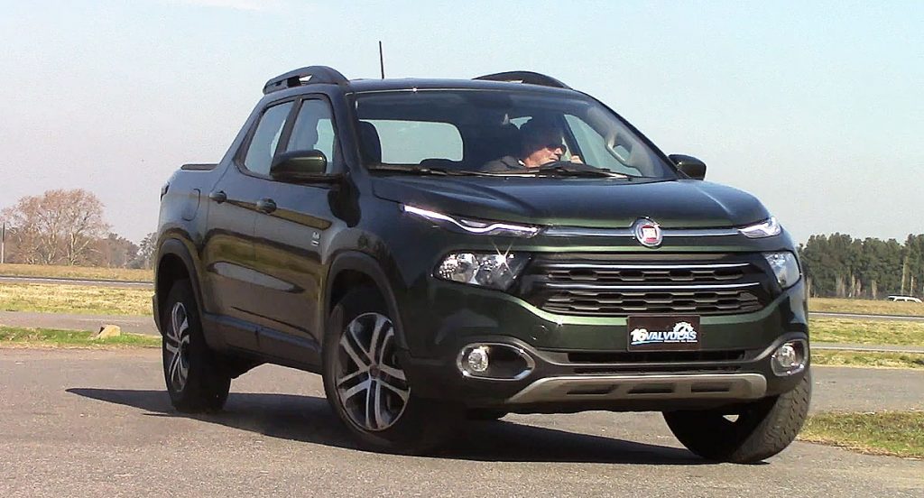 Prueba Fiat Toro Freedom 4x4 MT6 - 16 Valvulas