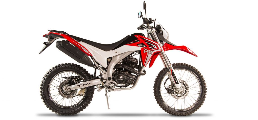 Corven Motos presenta la nueva Triax TXR250L - 16 Valvulas