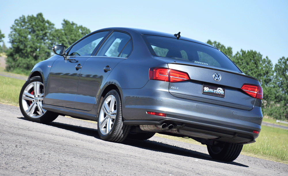Prueba Volkswagen Vento GLI, 211 CV caja DSG - 16 Valvulas