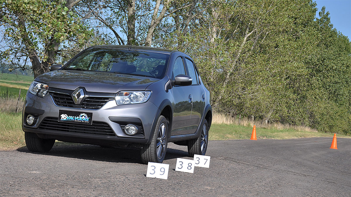 Prueba Nuevo Renault Logan Intens con caja CVT - 16 Valvulas