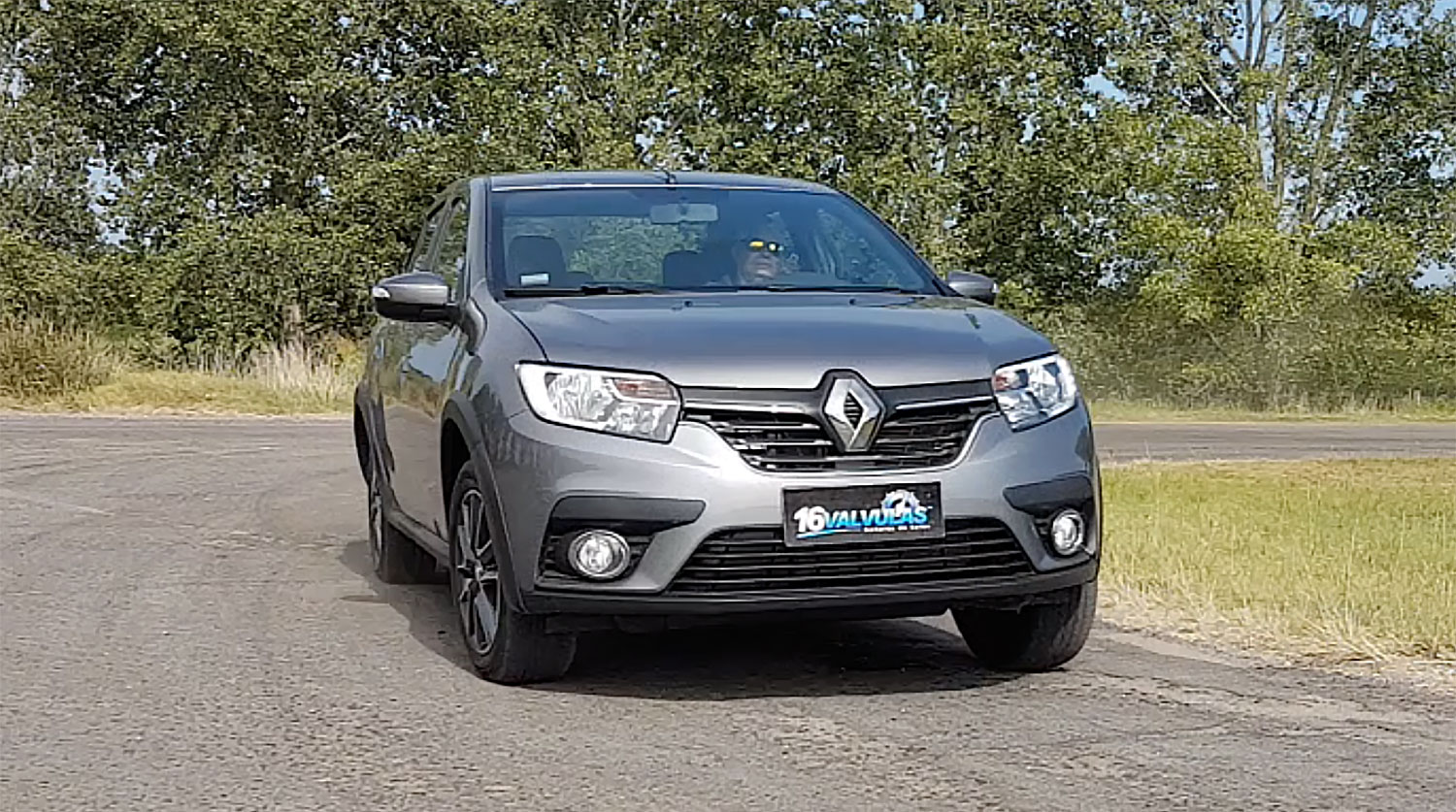 Prueba Nuevo Renault Logan Intens con caja CVT - 16 Valvulas