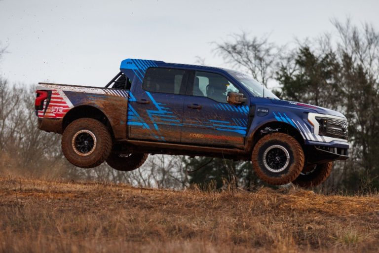 ¿Se viene una Raptor eléctrica?: Ford presentó la F-150 Lightning ...