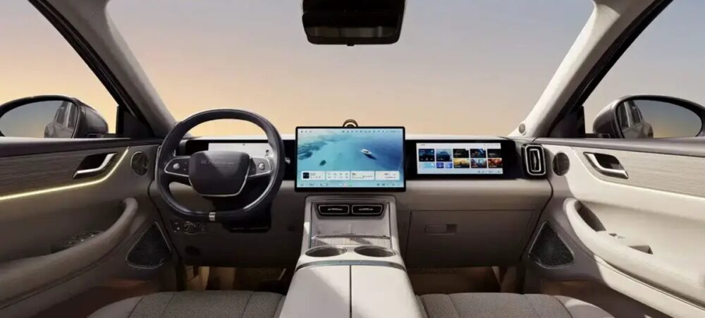 Chery develó el Exeed Exlantix E05: el nuevo SUV híbrido que apunta al mercado global - 16 Valvulas